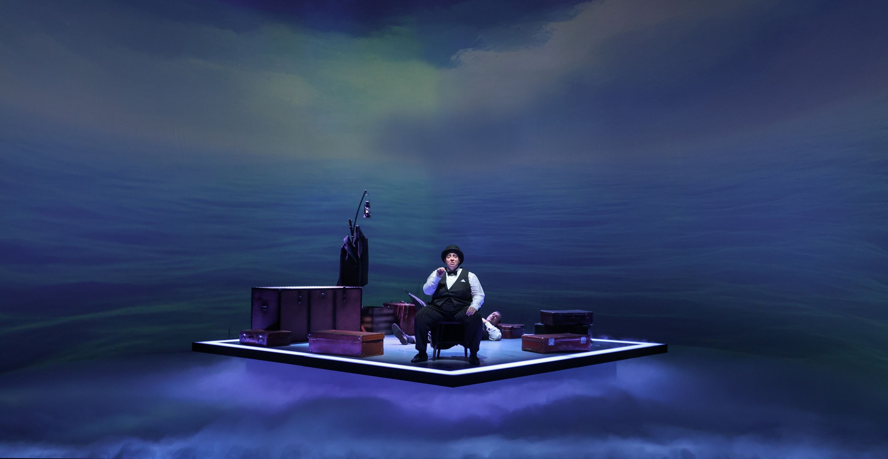 CREDIDAM – „În largul mării” de Slawomir Mrożek, în regia lui Felix ...